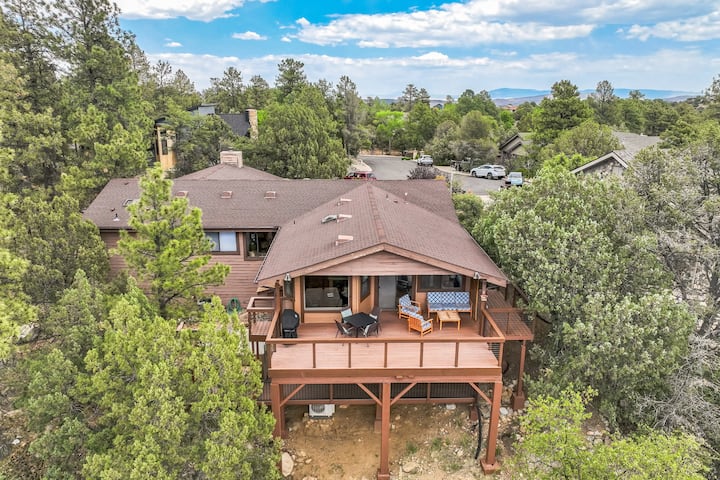 Summit Lodge- Sleeps 10, 4 Full Bath, Pet Friendly - Prescott, AZ