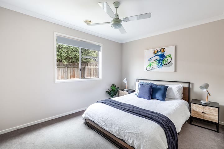 Pool & Spa | Pet Friendly | Foxtel | Beach Nearby - Queenscliff