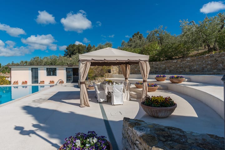 Super Panoramic Villa Donnaolga - Montalcino