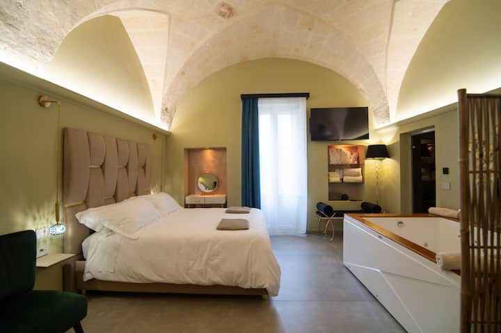 Siramà Suite Deluxe. Suite Di Lusso Vista Castello - Oria