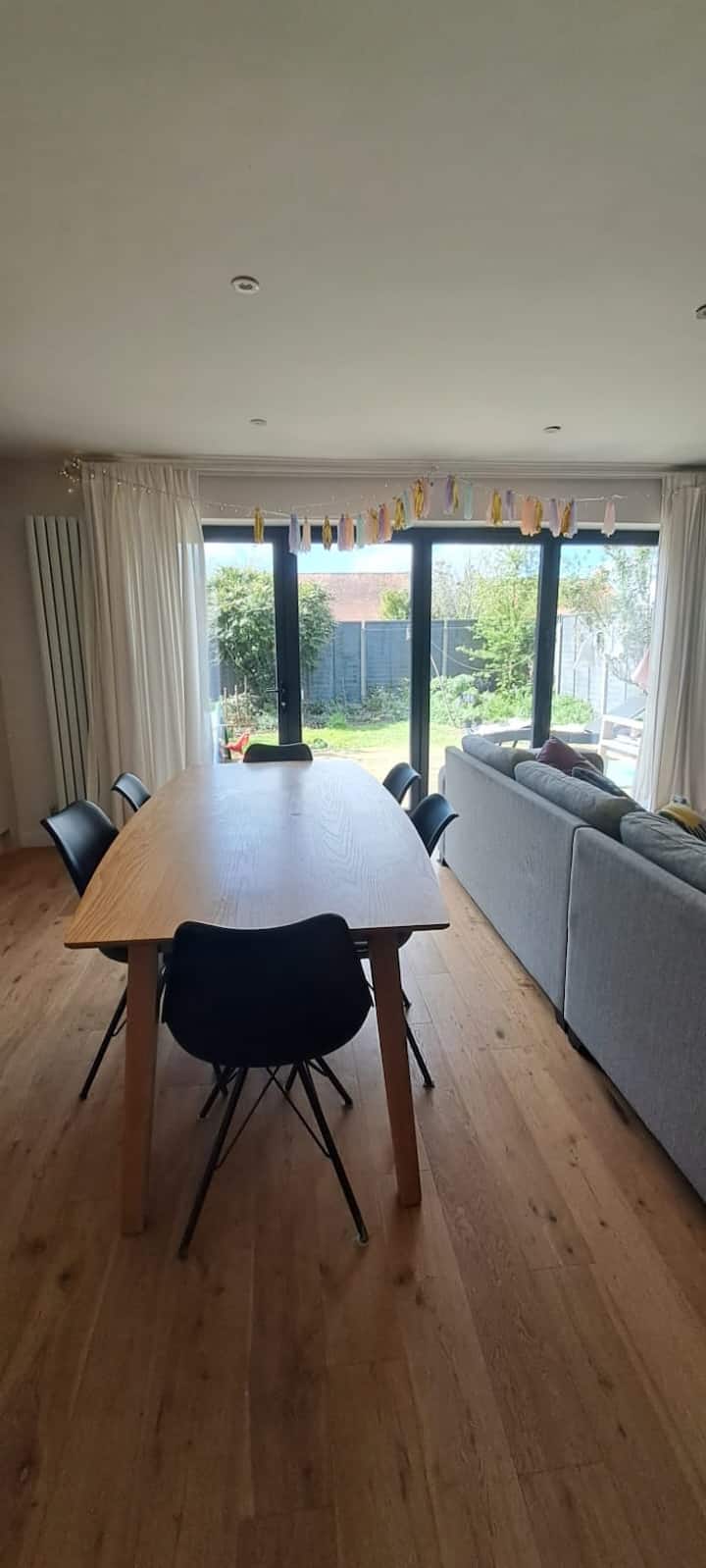 Modern, Cosy Fishbourne Bungalow - Chichester