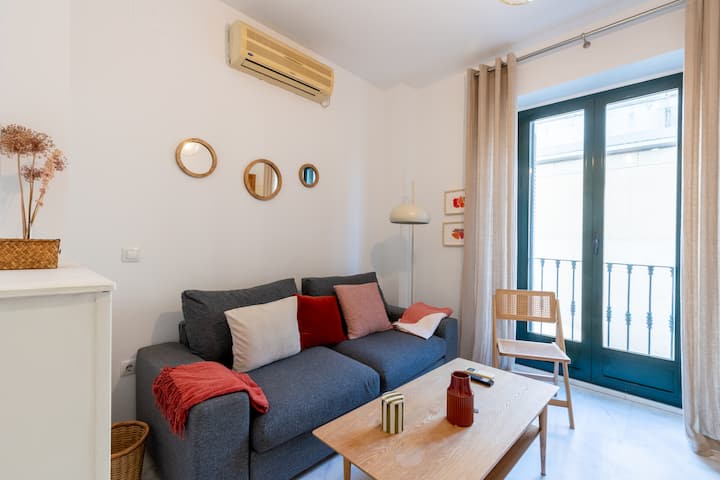 Dúplex Con Terraza Junto A La Catedral - Tomares