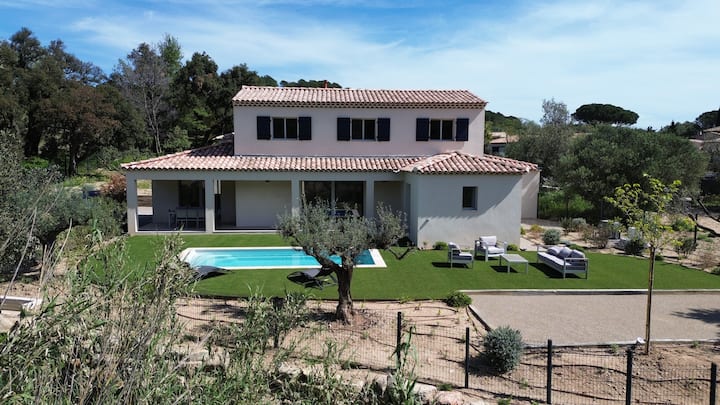 Villa Climatisée Avec Piscine - Le Plan-de-la-Tour