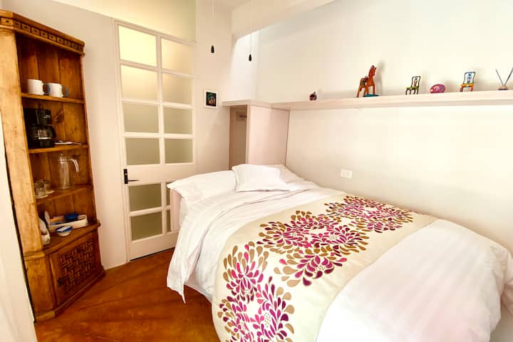 Casa La Luz #3
Beautiful Bedroom / First Floor - San Miguel de Allende