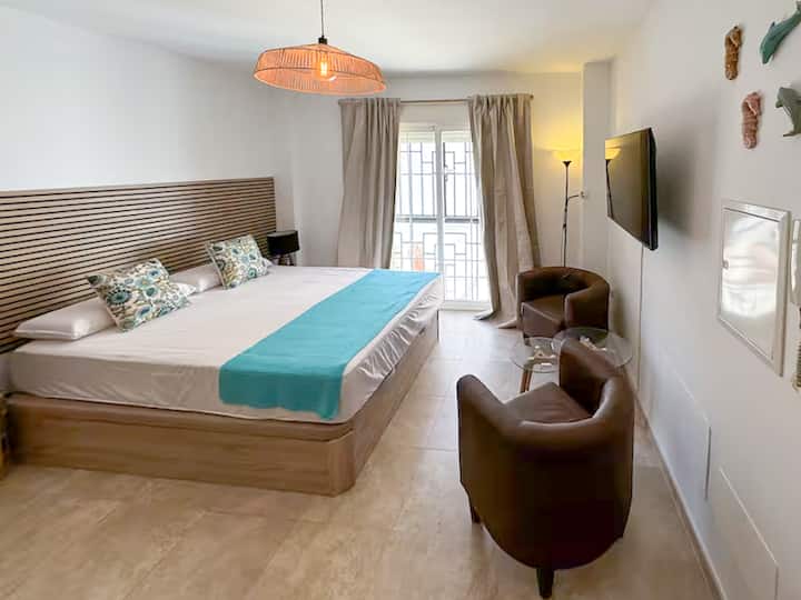 Authentic Oasis | A Peaceful Urban Retreat - Malaga