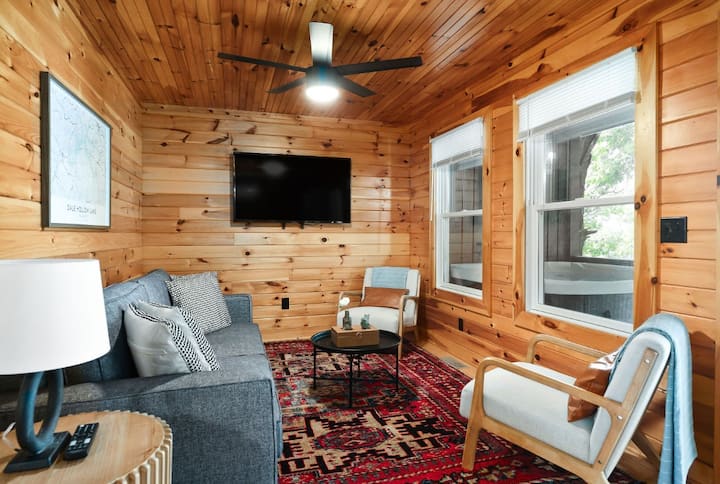 Whispering Oak Lodge Fall Serenity On The Lake - Standing Stone State Park, Hilham