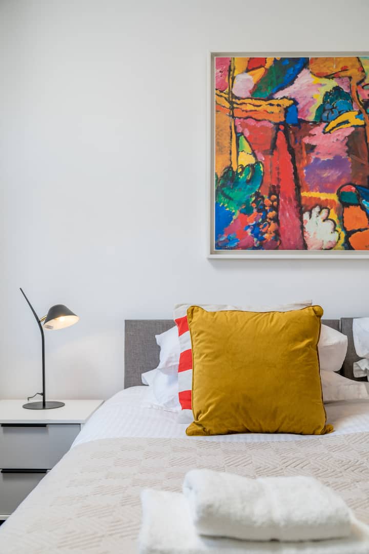 Stylish 3br |Wifi & Balcony| 20 Min To Central Ldn - Chingford