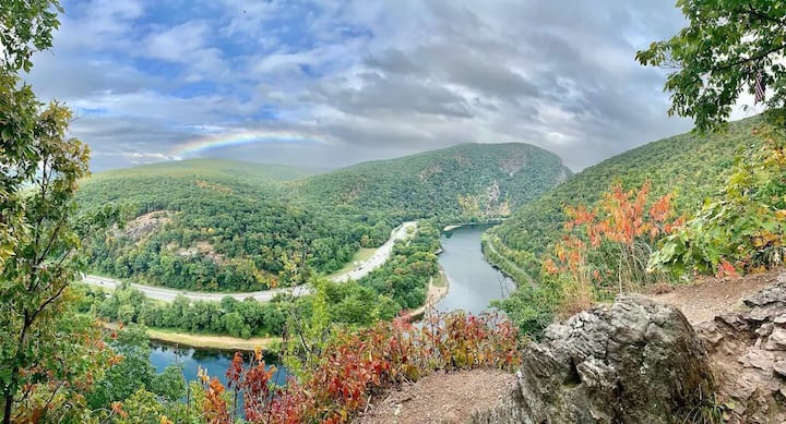 Spacious 1 Bedroom Suite In Shawnee Village - Delaware Water Gap, PA