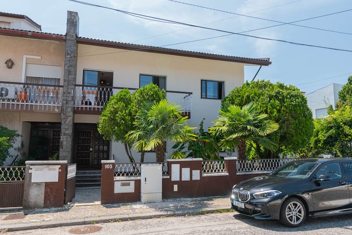 7min -> Uni& Sé-velha | Ac | Work Desk+300mbs Wifi - Coimbre, Portugal