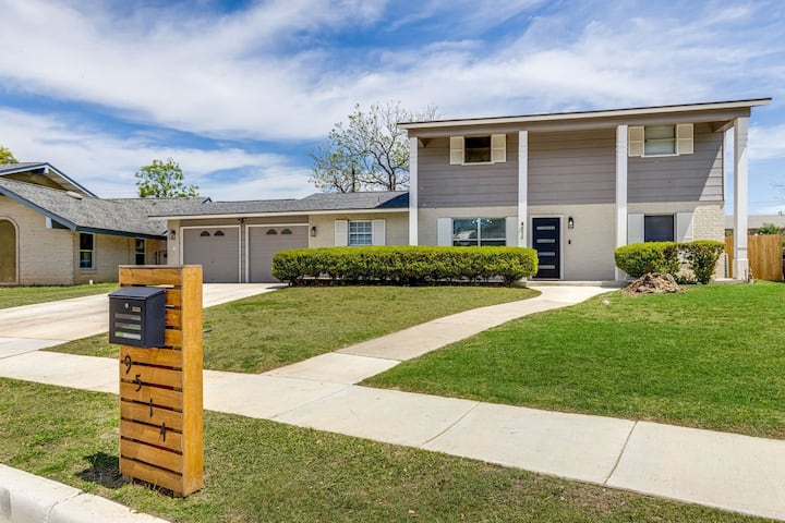 Large 4 Bedroom & Grilling, Games Near Downtown! - Hollywood Park - San Antonio
