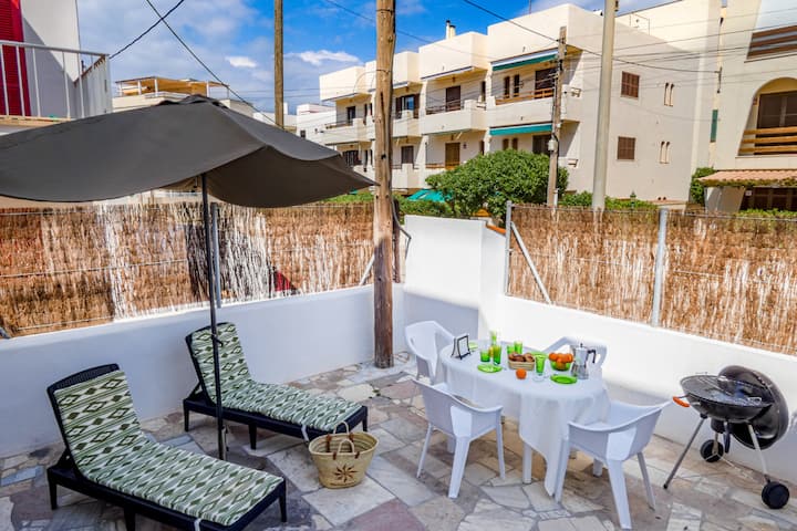 Villa Imperial: Confort Y Estilo Para 4 Personas - Colònia de Sant Jordi
