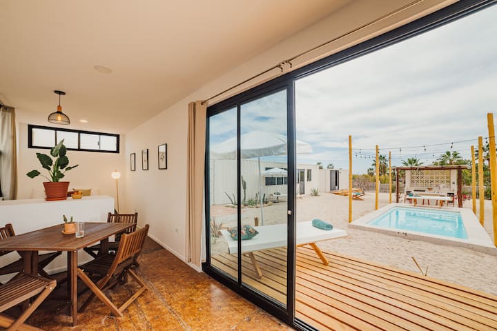 Leonoch Container Suite #2 - Todos Santos
