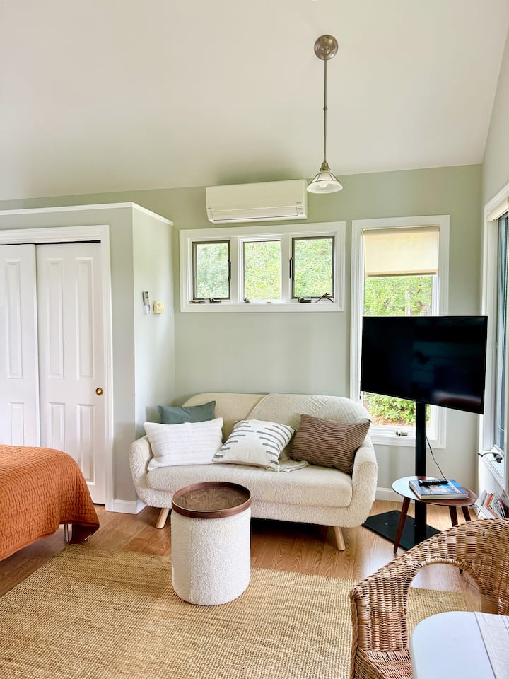 Marshfront Retreat |  Ev Charger | Private Deck - Cape Cod, MA