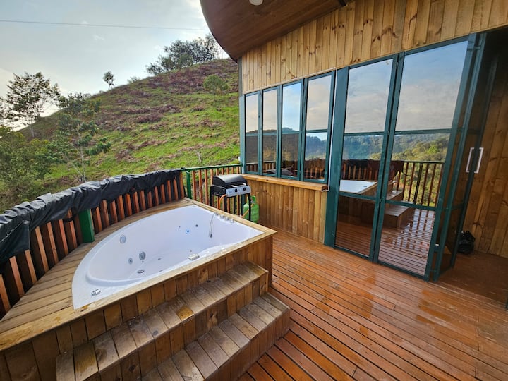 Wonderland Glamping - Cisneros