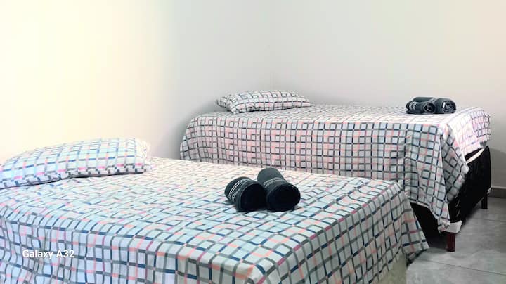 Casa Em Excelente Localização,
3 Quartos-4camas - Araxá