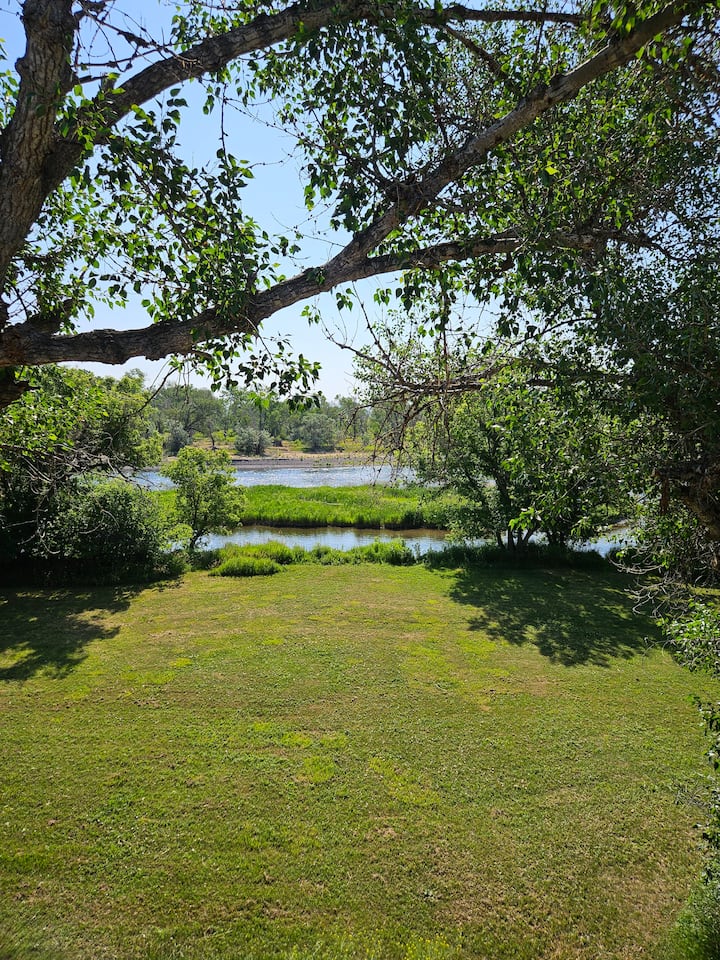 Cascade Home On The Missouri River - Cascade, MT