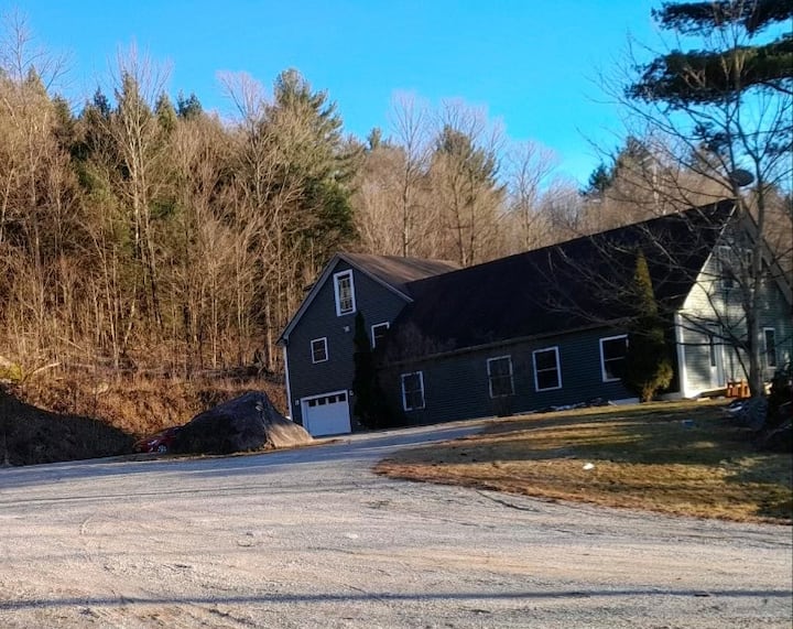 Sweet Hollow House-total Eclipse Path - St. Albans, VT