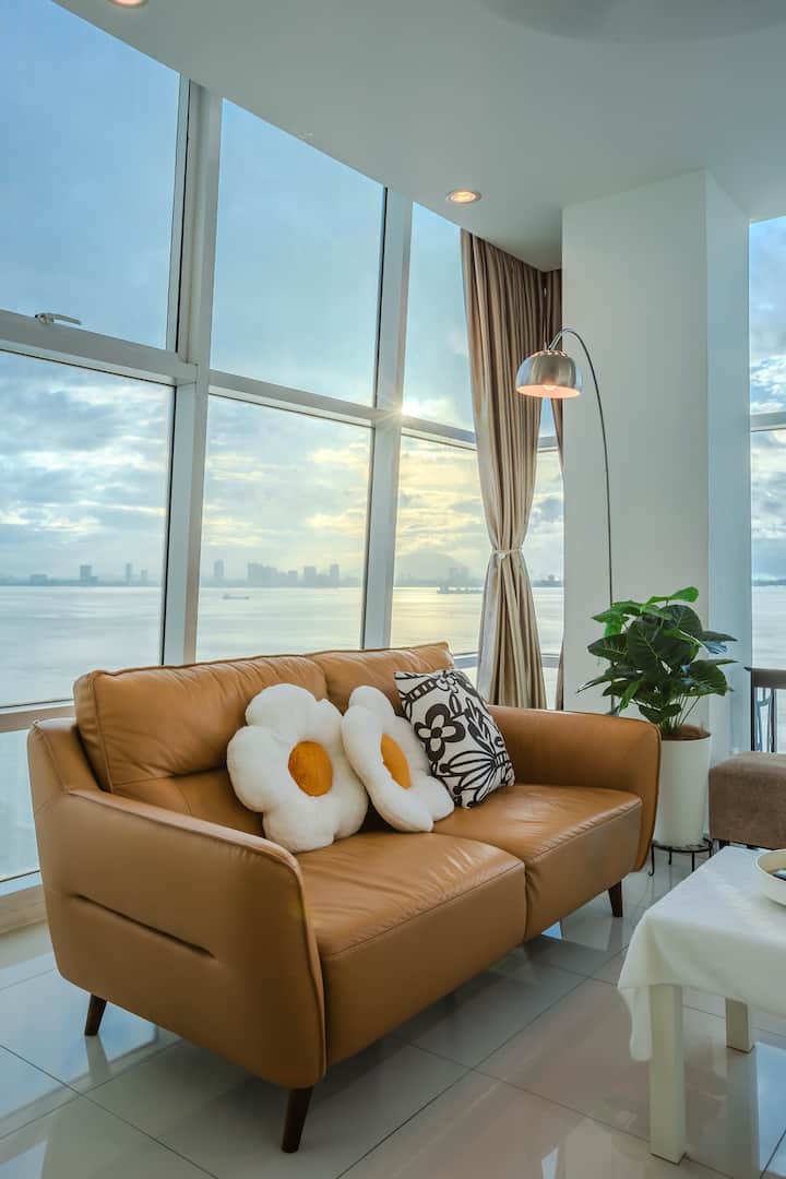 Maritime Seaview Comfy Suitepenang,tvbox,pool,wifi - Jelutong