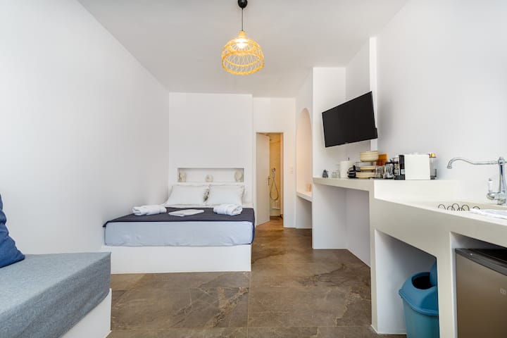 Aitheras Luxury Suites 4 - Paros