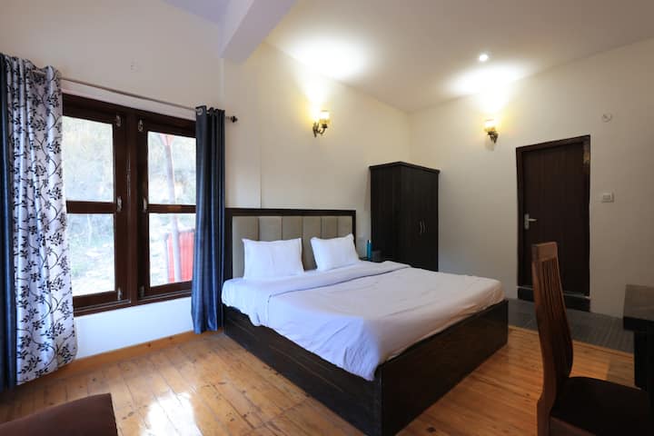 Nature Roar Forest Resort( Deluxe Suite Room ) - Nainital