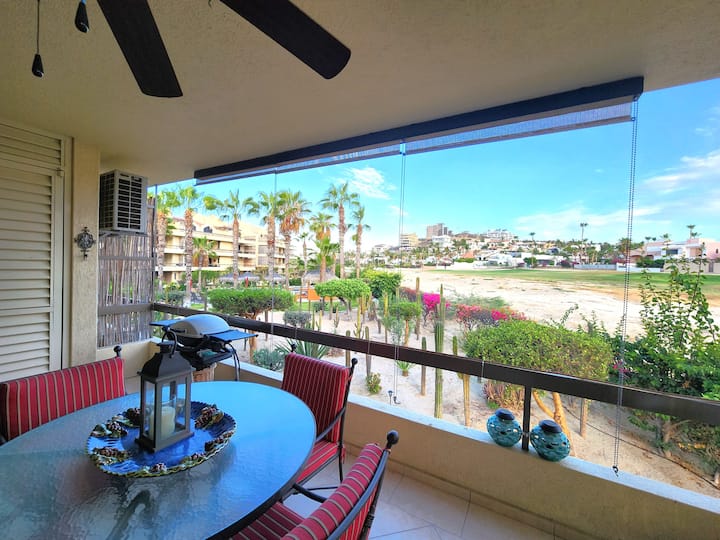 Beach, Eats 5 Min Walk. 1brm In Gated Complex - San José del Cabo