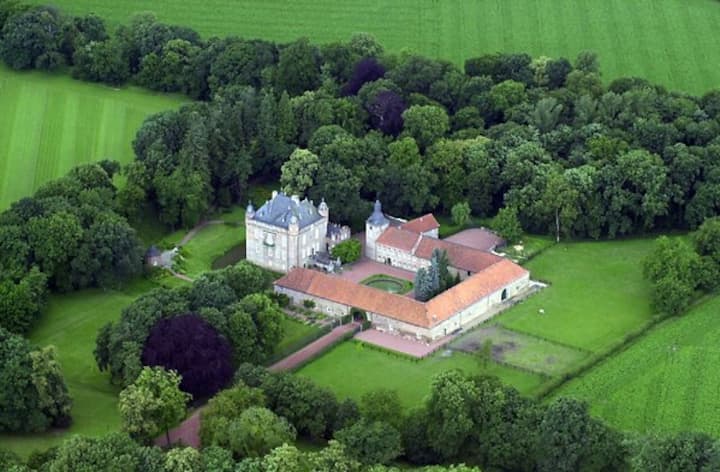 Schlafen Auf Schloss Loersfeld 2 - Kerpen