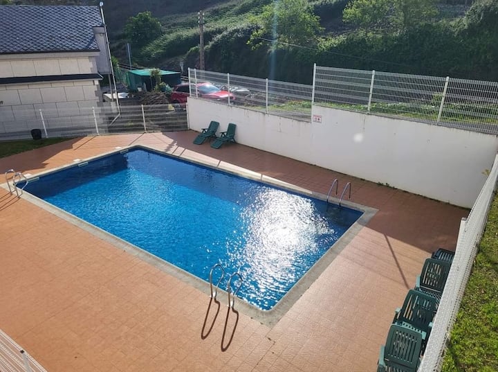 Piso Céntrico En Viveiro Con Aparcamiento - Viveiro