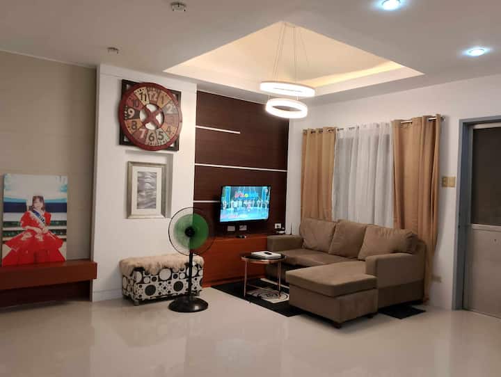 Cozy Home In Iloilo Near Airport & Downtown - Iloilo