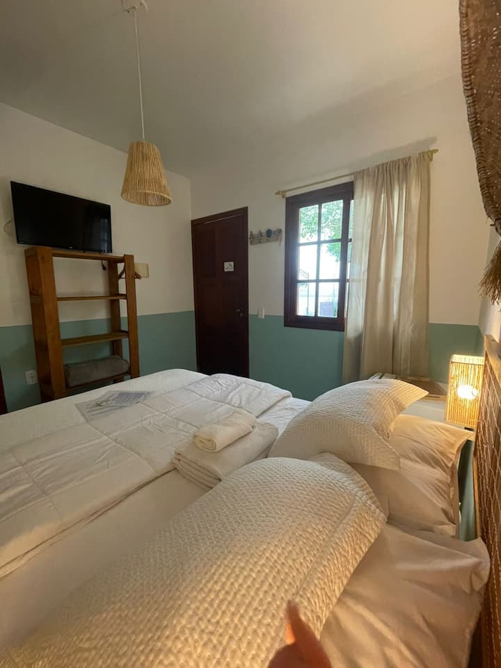 Quarto Casal Em Garopaba - Pousada Quintal Da Casa - Garopaba