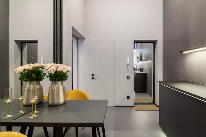Royal Apartment On Virmenska 13 - Lviv