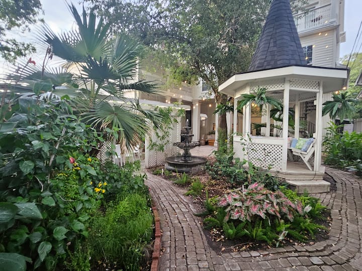 Secret Garden & Lighthouse - Houston, TX