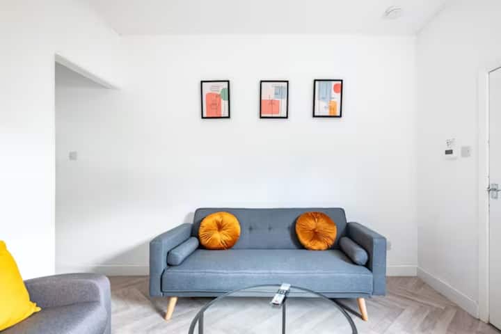 Comfy Home - Stoke-on-Trent