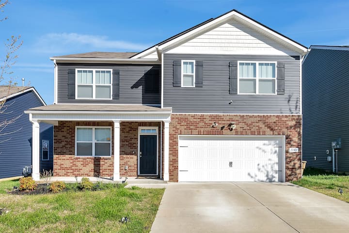 Perfect Family House Retreat - Smyrna, TN