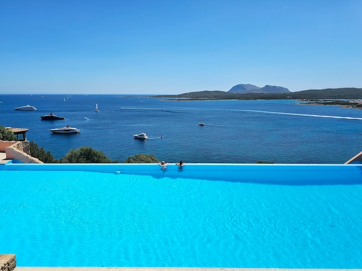 Appartement Avec Vue Sur Mer Et Piscine - Golfo Aranci