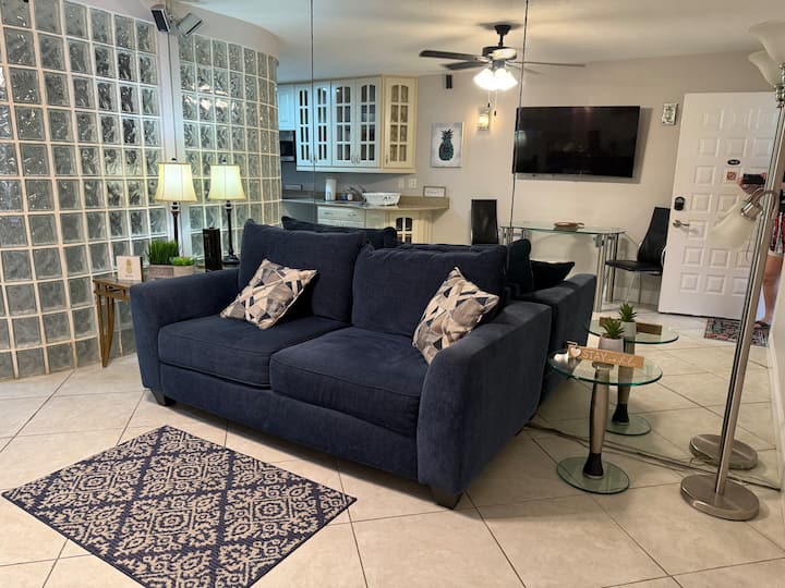 Millers, Come Play Premium Condo With Party Shower - Odessa, FL