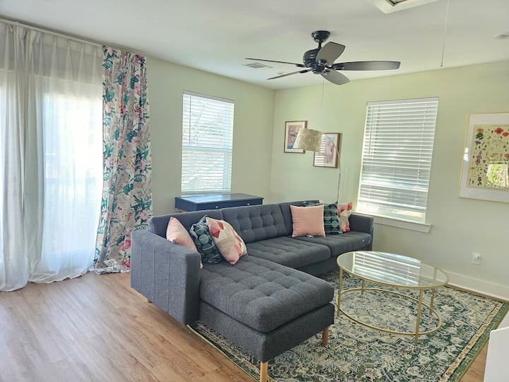 Inner Loop Guest House - Minutes To Downtown - Houston, TX
