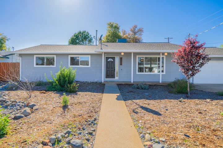 Newly Remodeled Redding Home - Redding, CA