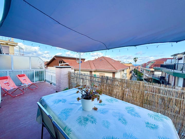 [Loanhome] Terrazza Con Vista + Parcheggio Privato - Noli