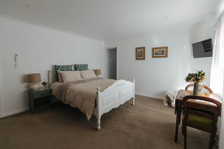 Guest Suite In Lake Albert - Wagga Wagga