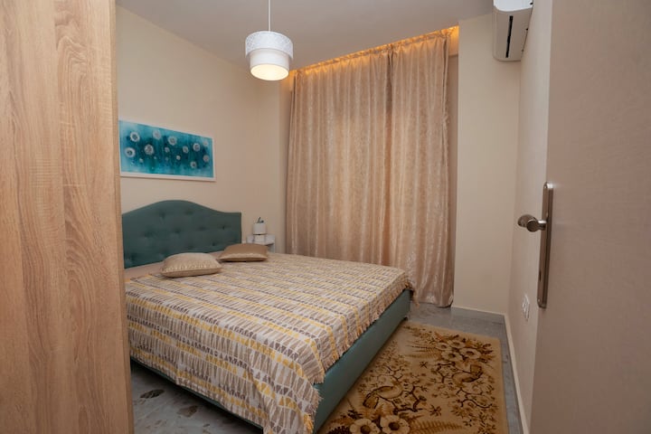 Modern Central 1-br Apt 5 Min To Central Station - Thessaloniki