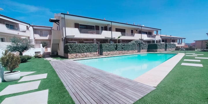 The Pool House - Il Gabbiano - La Maddalena