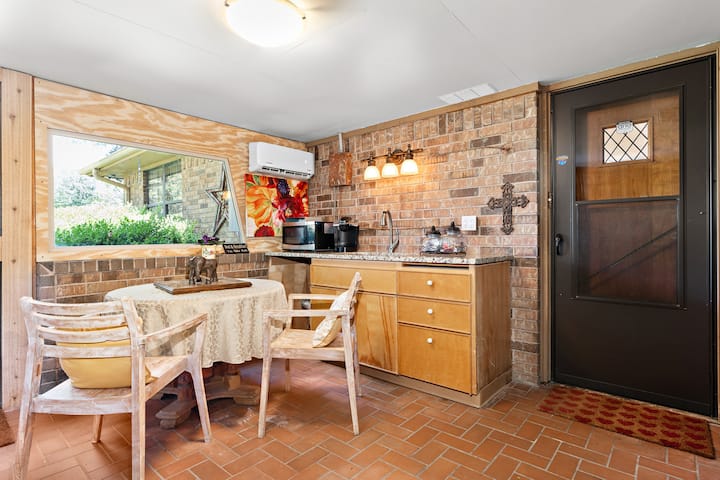 Luxurious&nbsp;Ranch Duplex-pet & Smoking Ok- Best View - Hamilton, TX