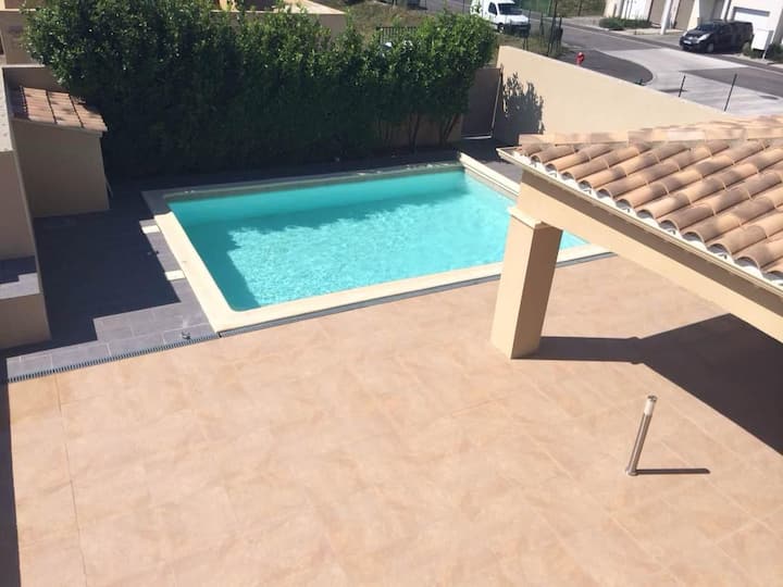 Villa Spacieuse-10 Pers-clim-piscine - Avignon
