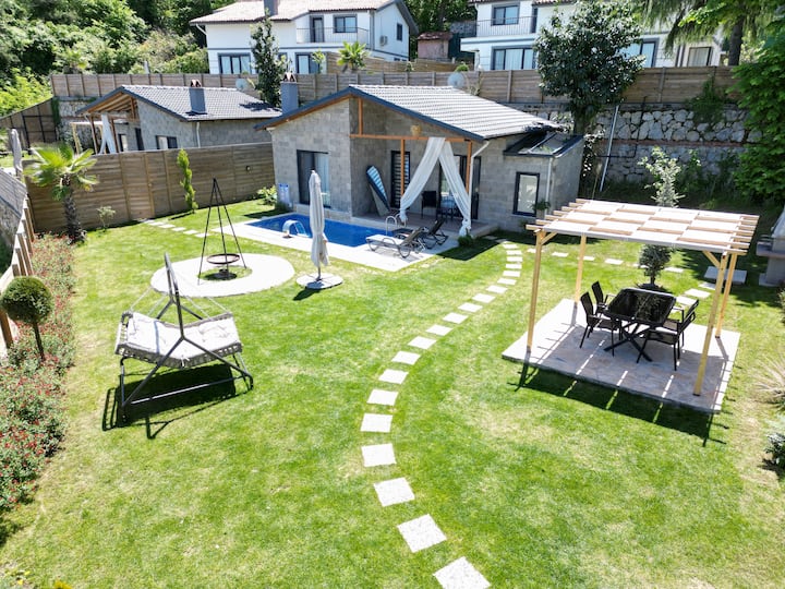 1+1 Lotus Taş Ev Müstakil Bahçeli Ve Havuzlu - Sapanca