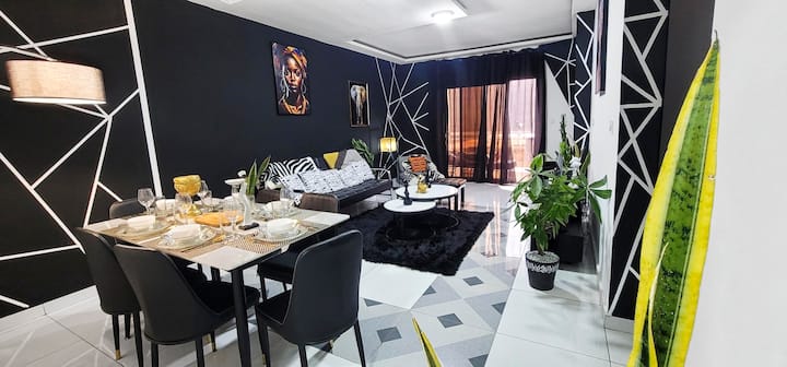 50mbs Wi-fi | Vigil 7/7 | Eau Chaude | 2 Balcons - Abidjan