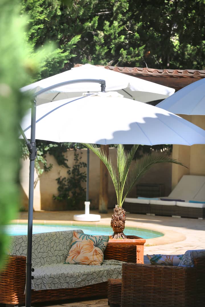 Le Clos De La Tour Cassis - Cassis