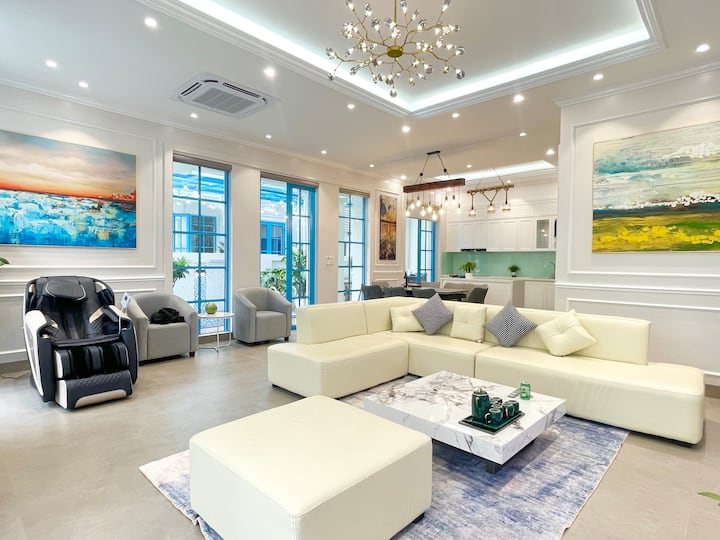 Queen Villa - Thành phố Hạ Long