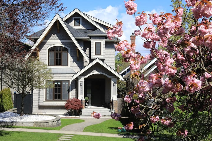 Yushe Retreat-vancouver West(new Houses In 2017) - Vancouver