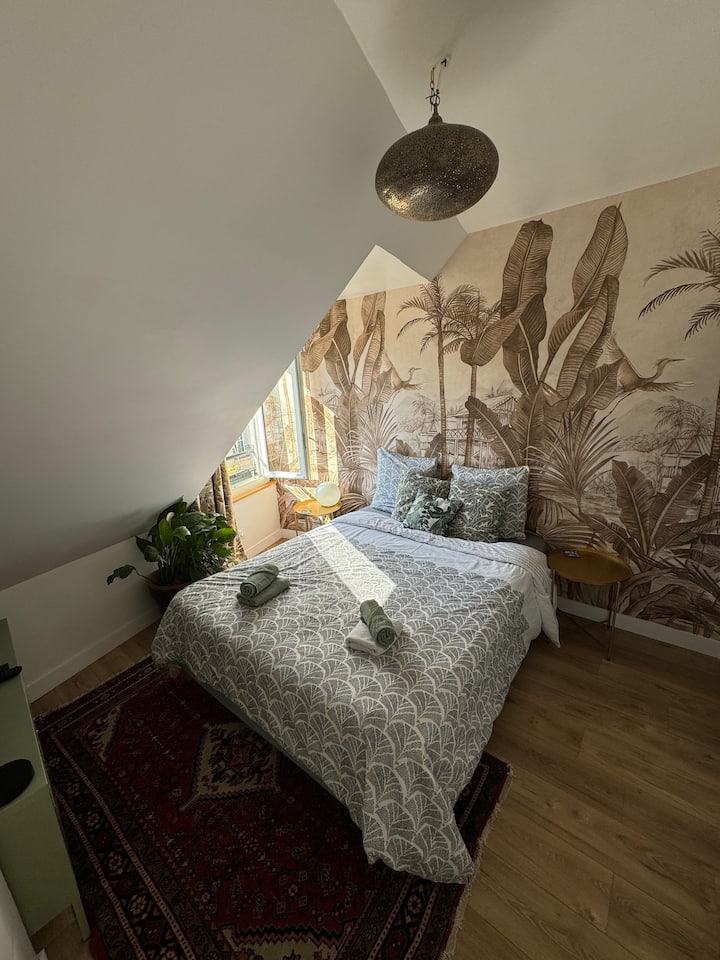 Sous Les Toits De Montmartre - Paris