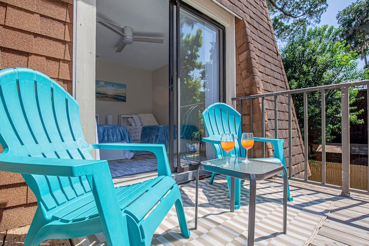 Sunny Florida Retreat - 3 Miles To The Beach - Port Orange, FL